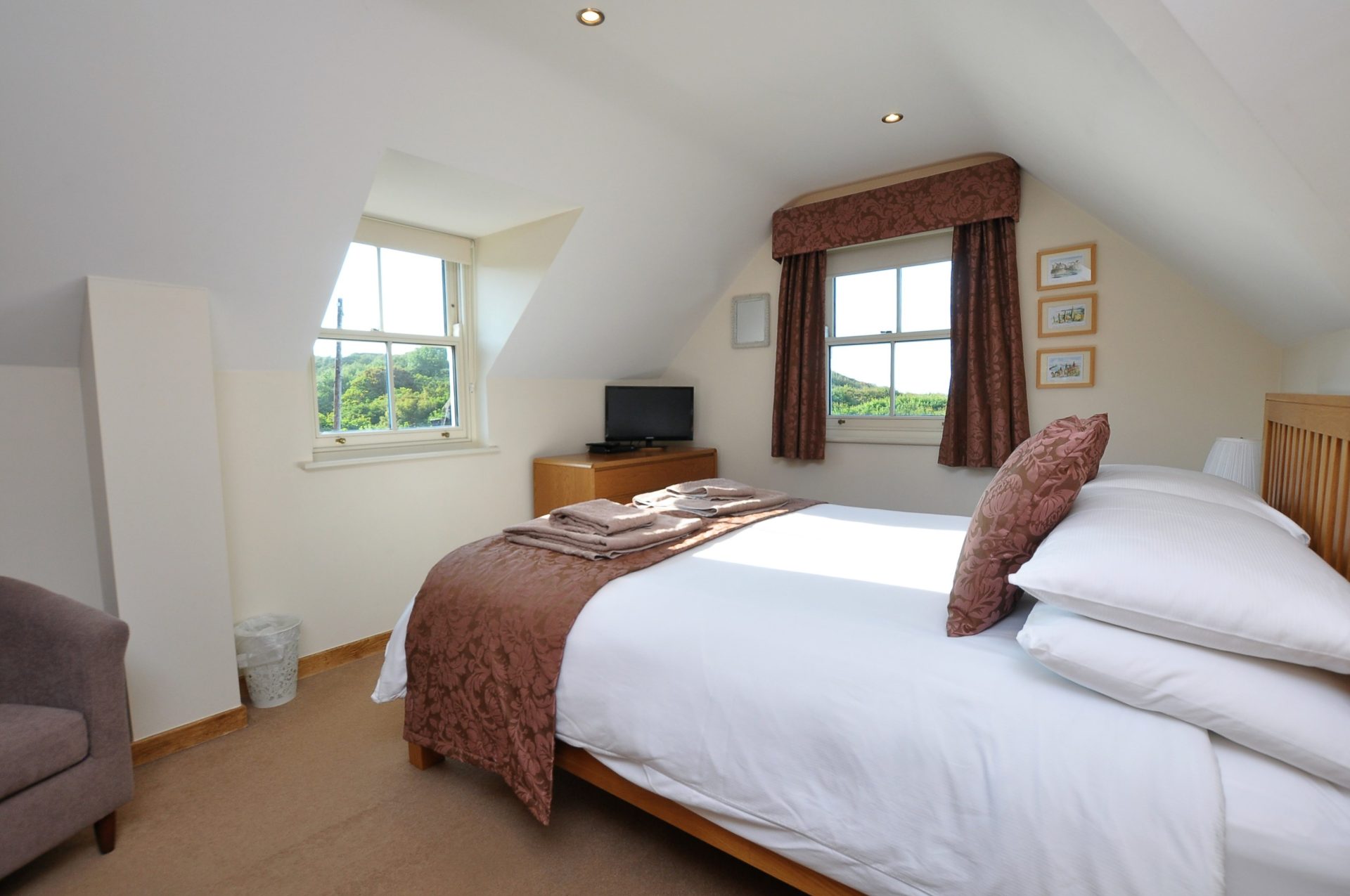 Hillside Cottage, Raithwaite Estate - Hope & Braim Estate Agents