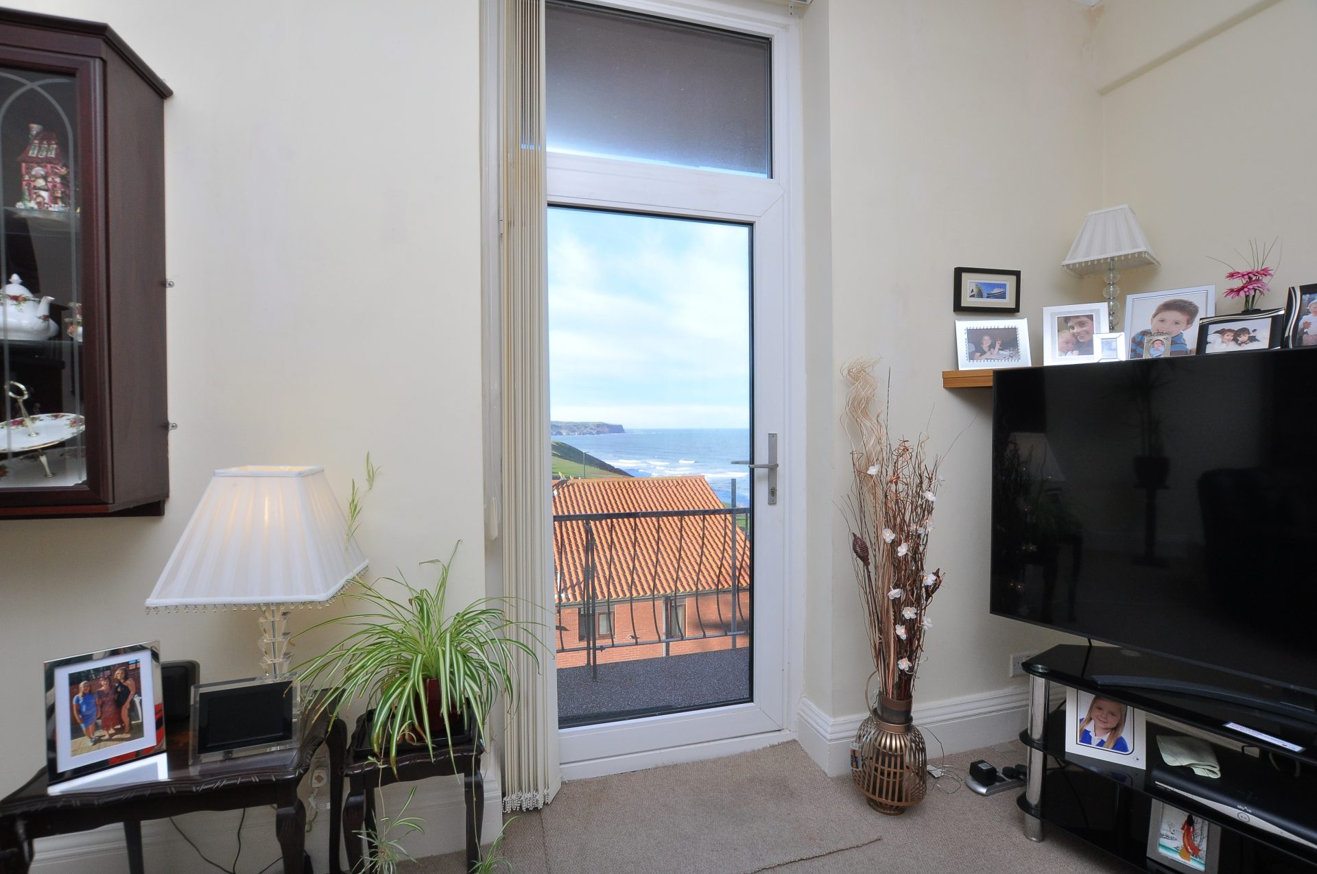 25 Metropole Towers, Whitby - Hope & Braim Estate Agents